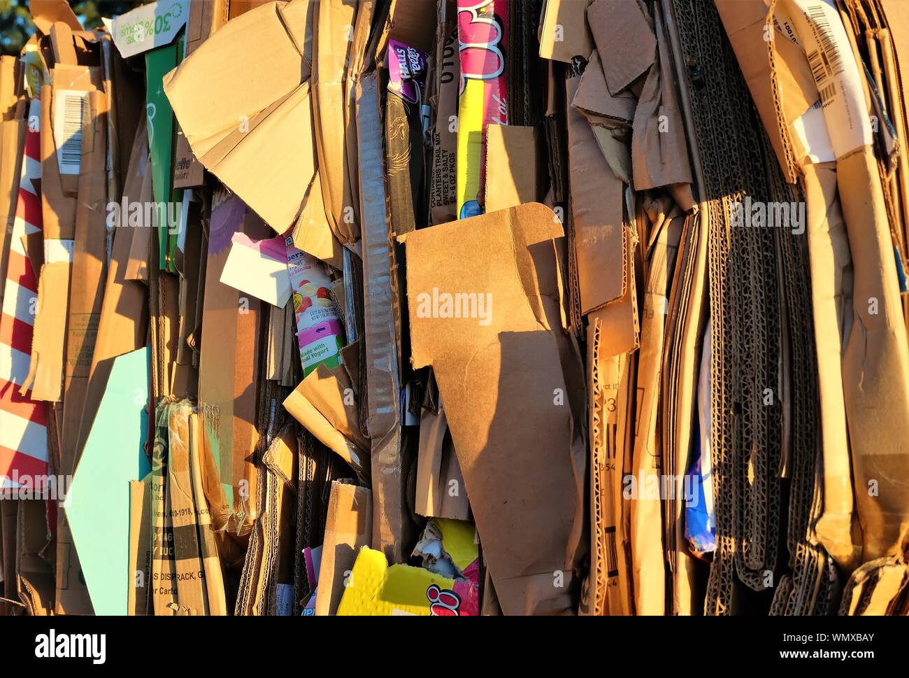 Garbage boxes hi-res stock photography and images - Alamy