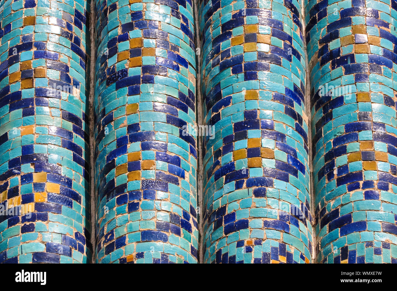 Tile colored hi-res stock photography and images - Alamy