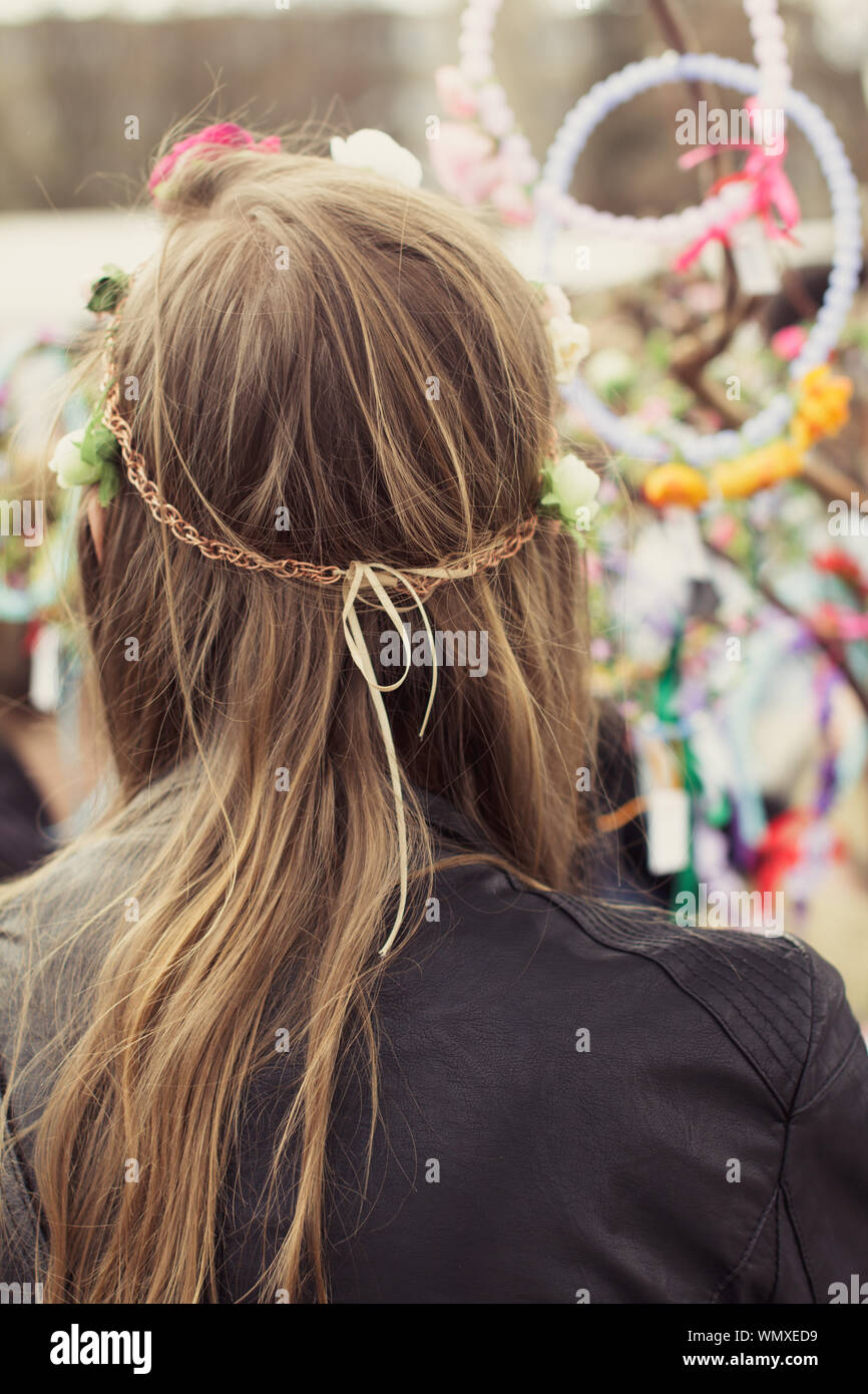 Women Wearing Wreath High Resolution Stock Photography and Images - Alamy
