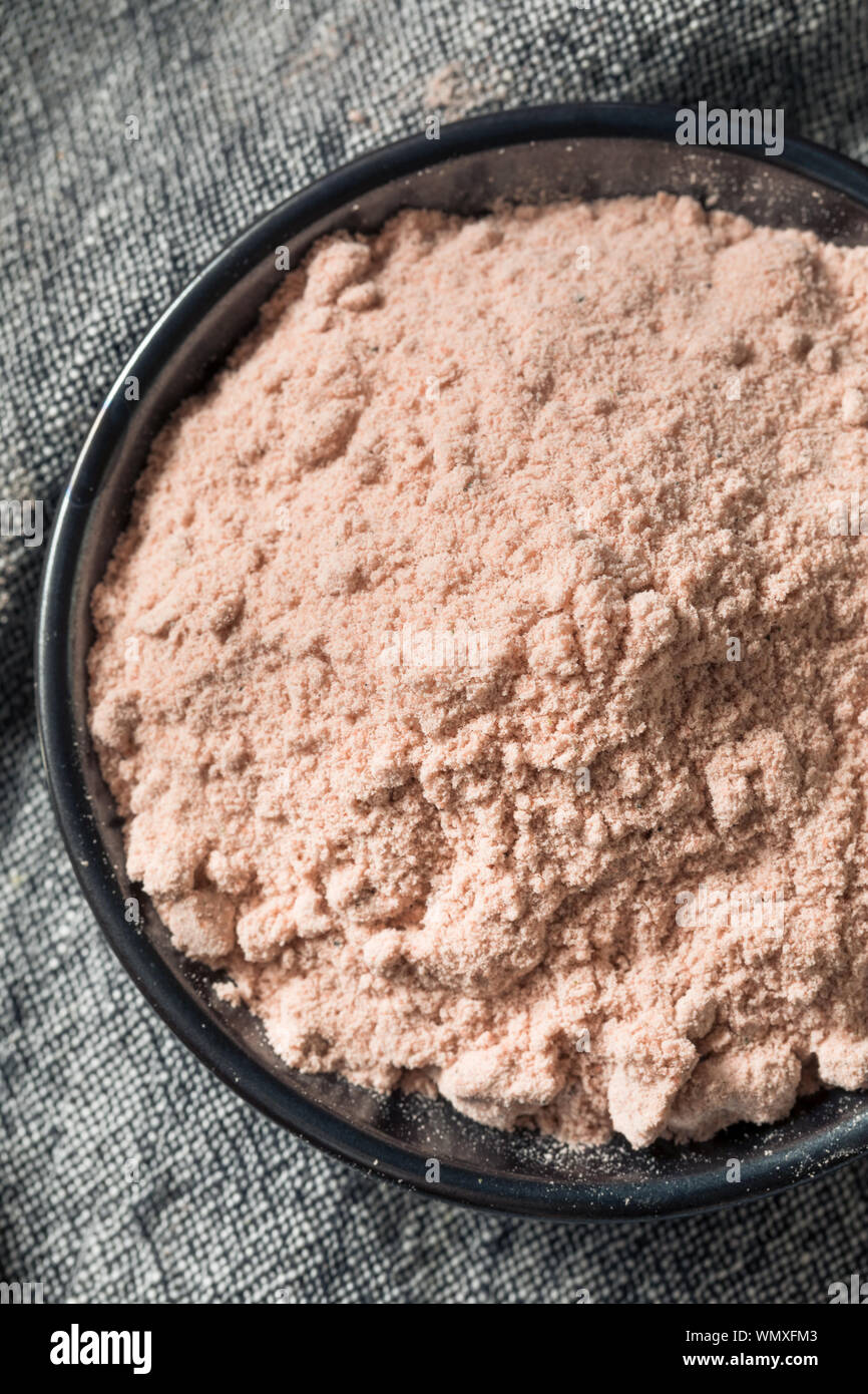 Organic Spiced Indian Black Salt in a Bowl Stock Photo - Alamy