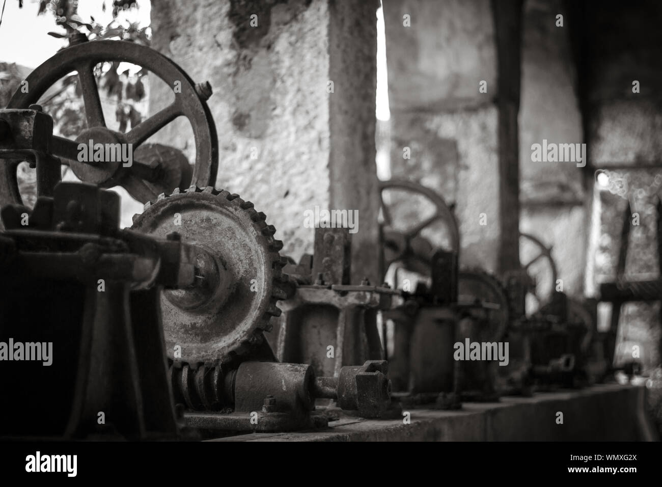 Some rusty machinery hi-res stock photography and images - Alamy