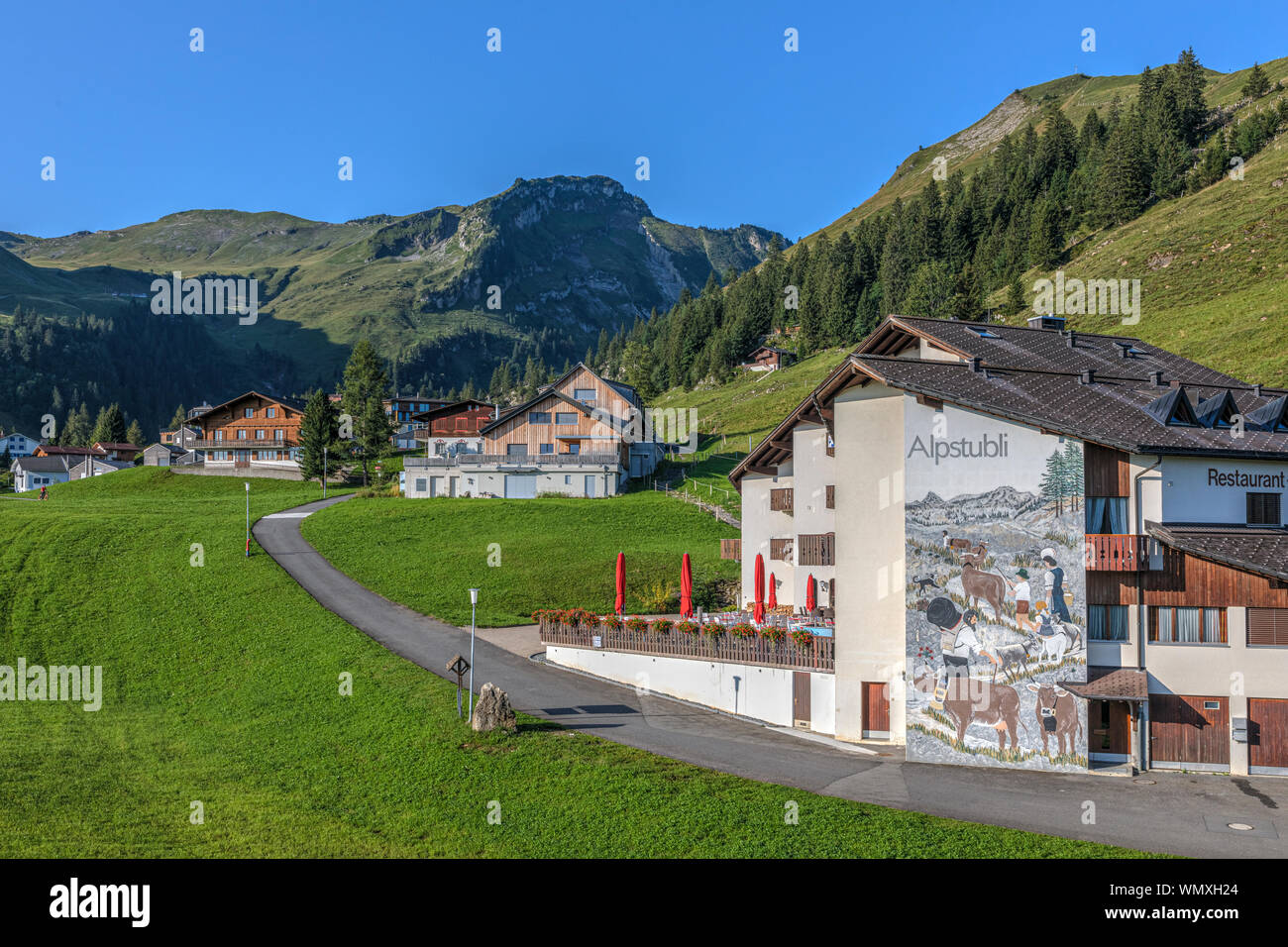 Photography of the alps hi-res stock photography and images - Alamy