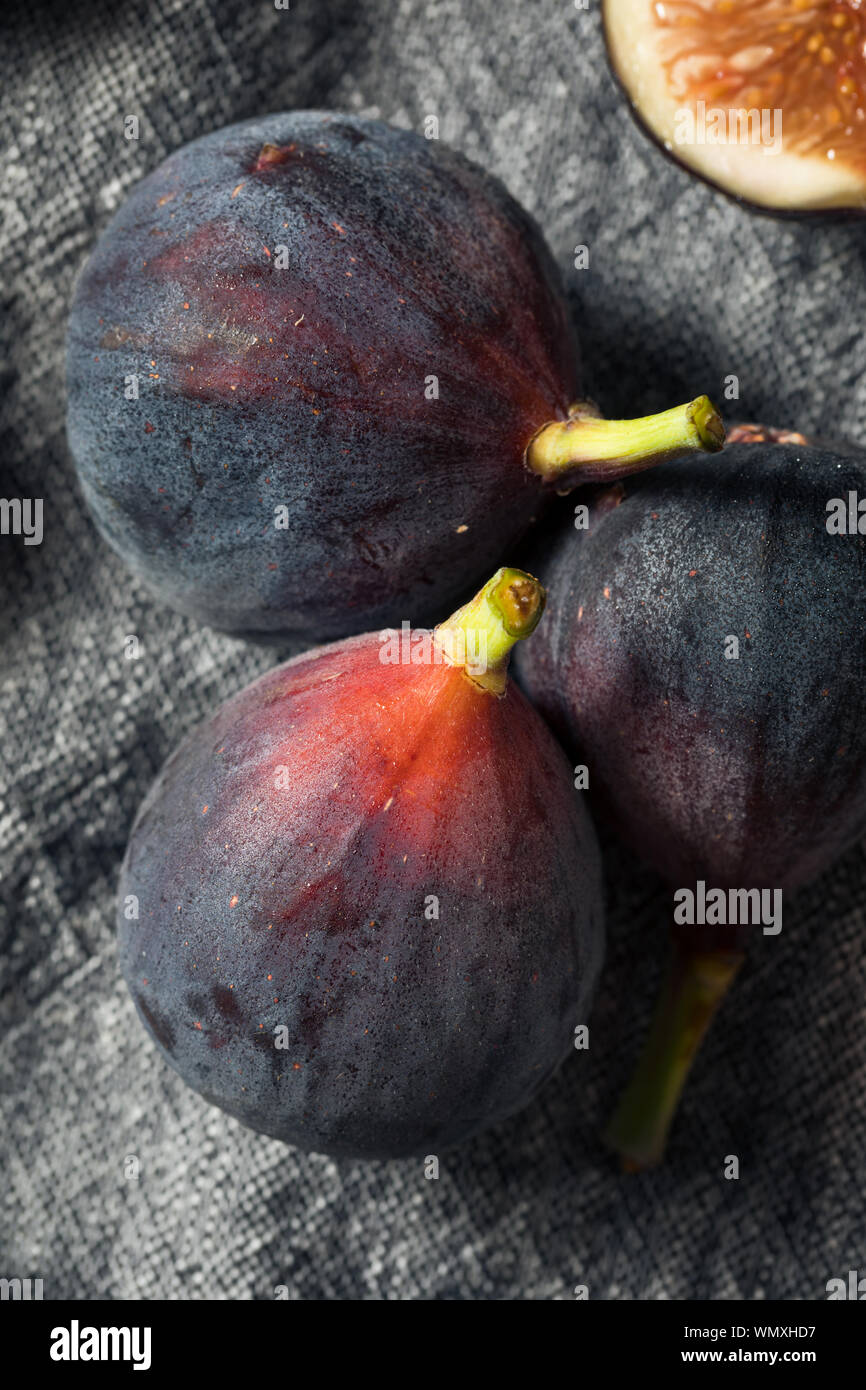 Raw Black Organic Figs Ready to Eat Stock Photo - Alamy