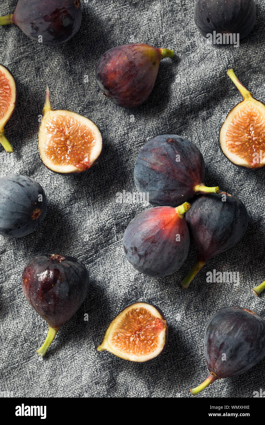 Raw Black Organic Figs Ready to Eat Stock Photo - Alamy