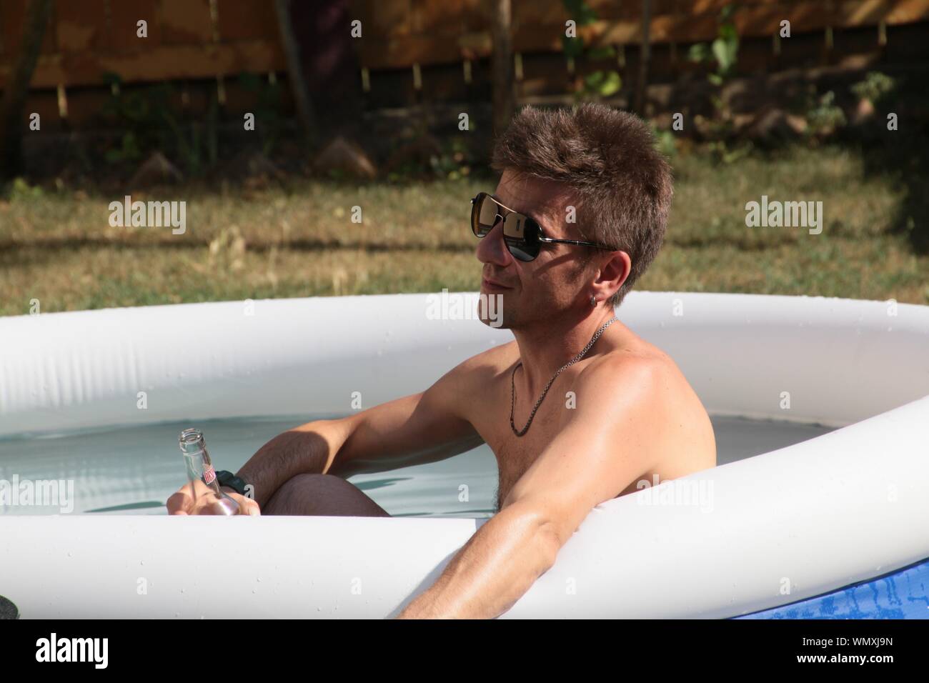 Young wadding hi-res stock photography and images - Alamy