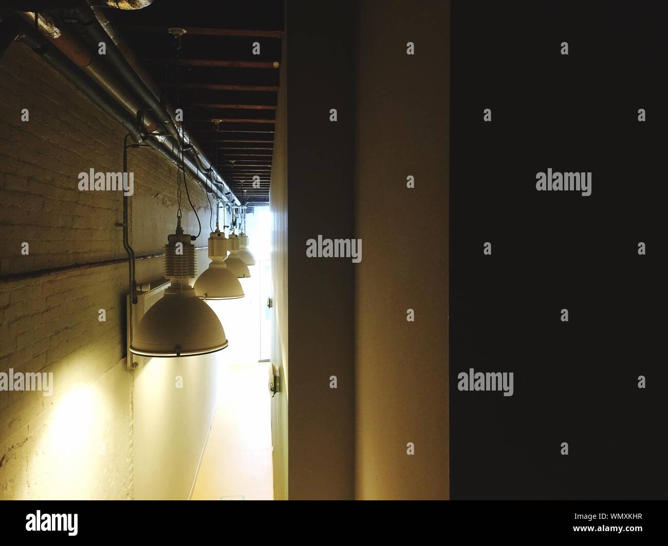 Corridor lighting hi-res stock photography and images - Alamy