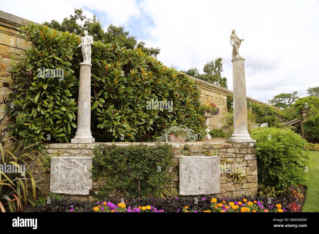 Italian Garden, Hever Castle, Hever, Edenbridge, Kent, England, Great ...