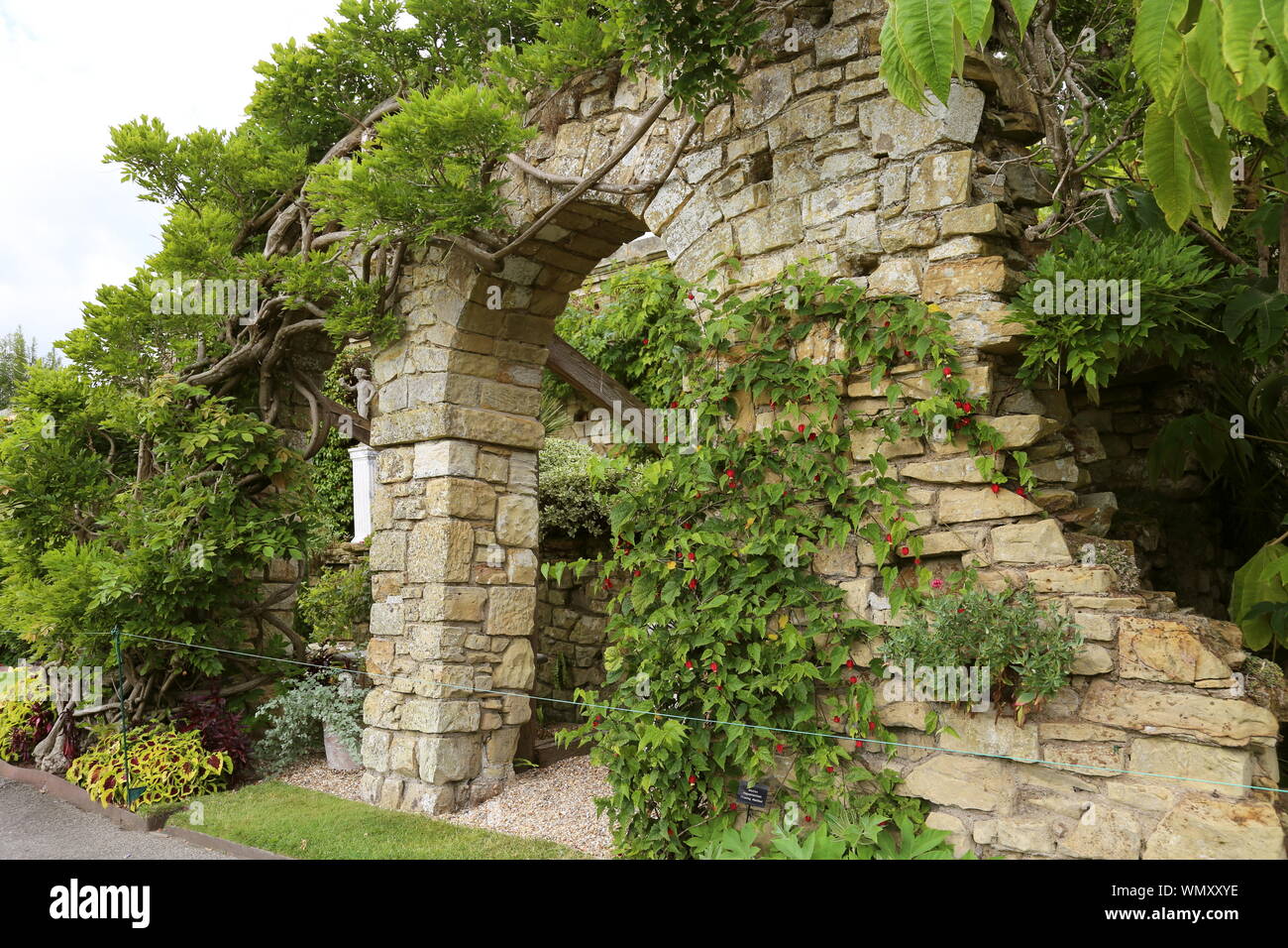 Italian Garden, Hever Castle, Hever, Edenbridge, Kent, England, Great ...