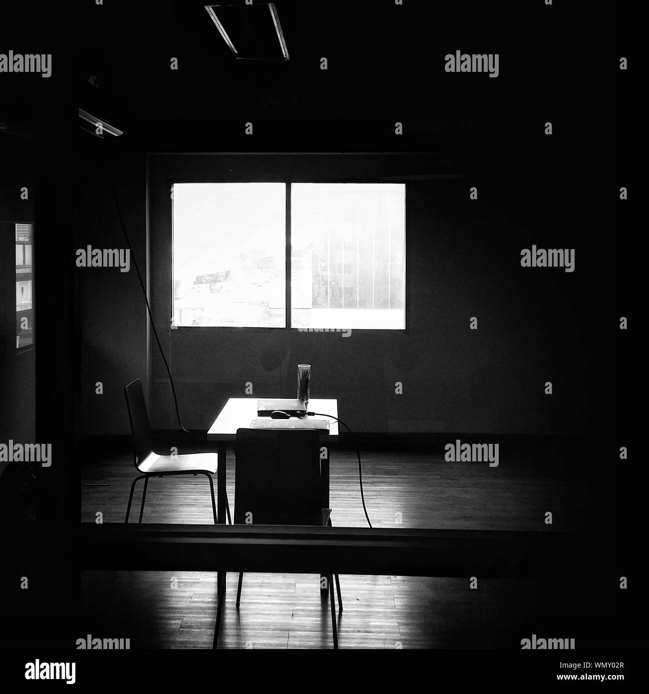 Empty office chair hi-res stock photography and images - Alamy