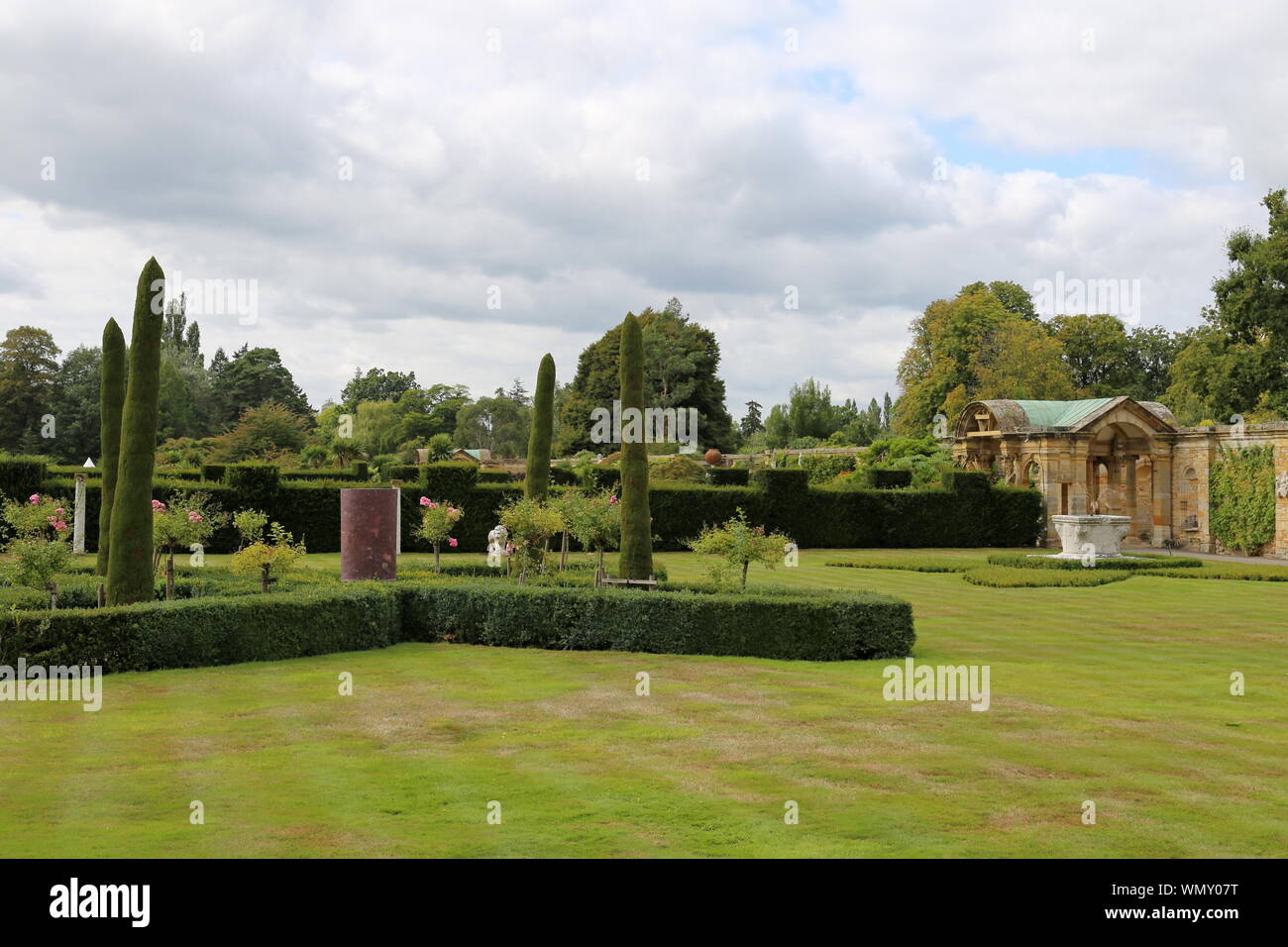 Italian Garden, Hever Castle, Hever, Edenbridge, Kent, England, Great ...