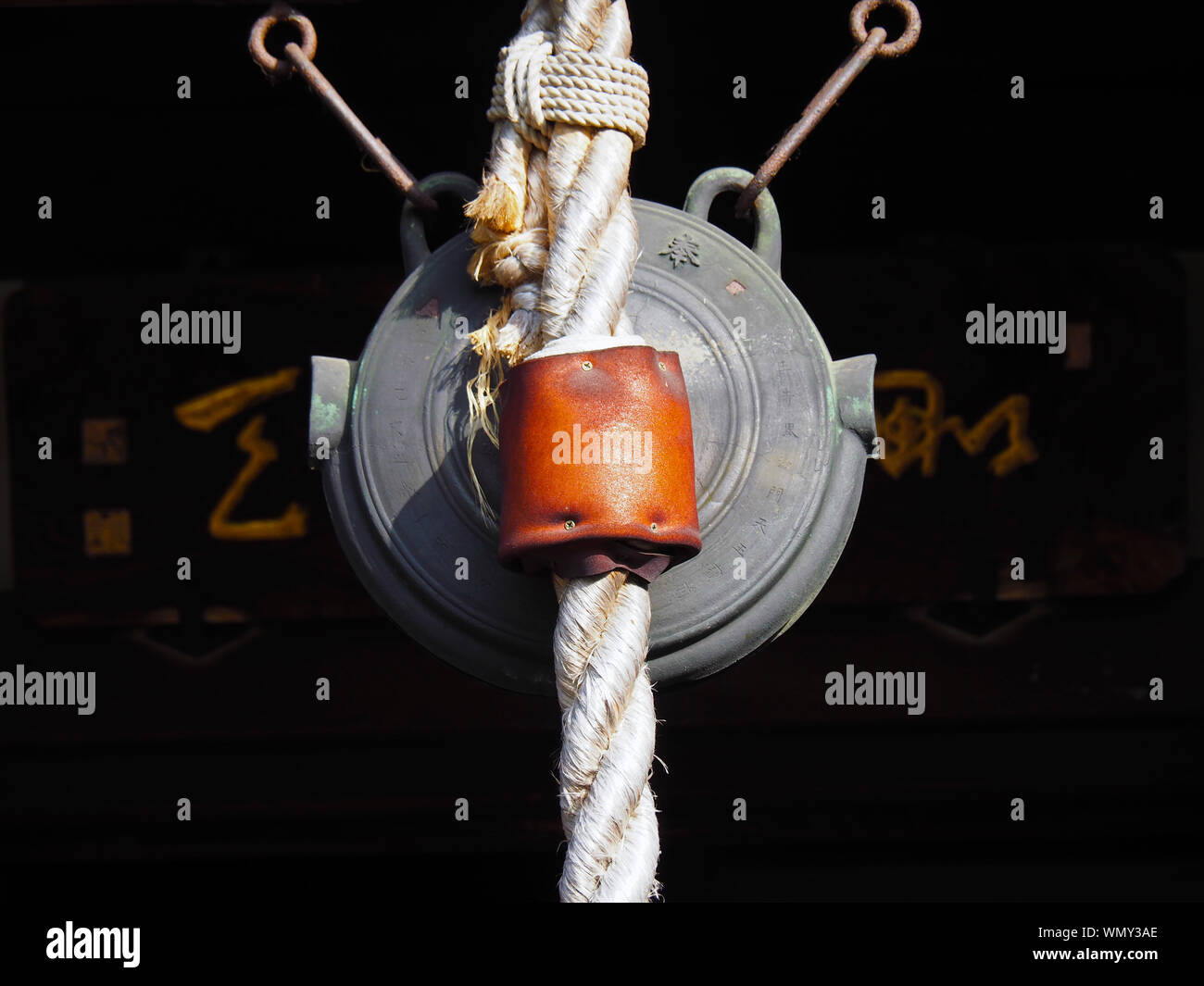 Rope and temple hi-res stock photography and images - Alamy