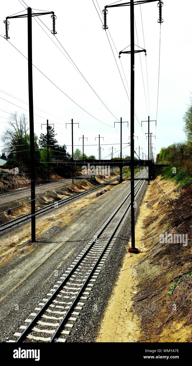 Electricity track hi-res stock photography and images - Alamy