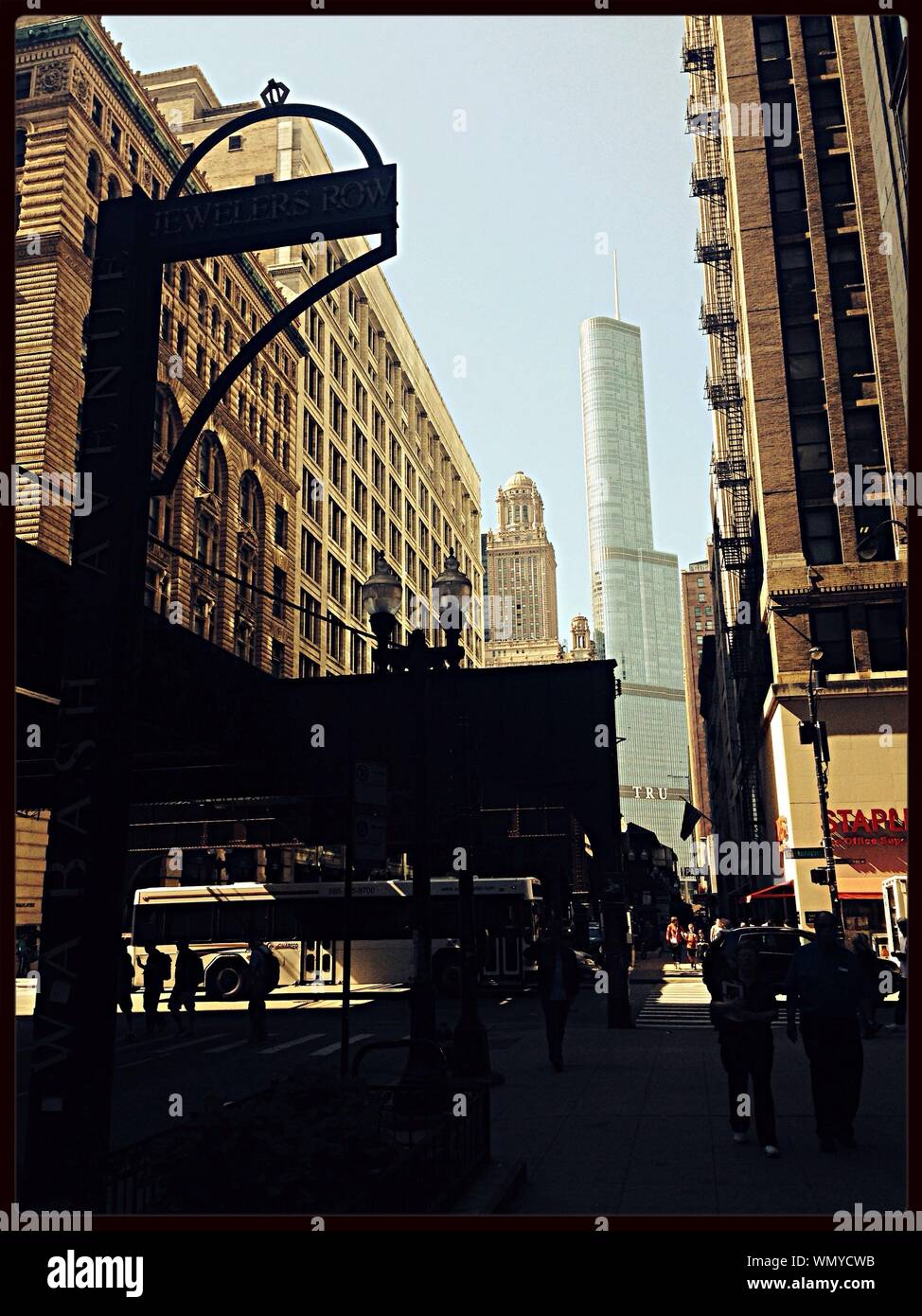 Level view hi-res stock photography and images - Alamy