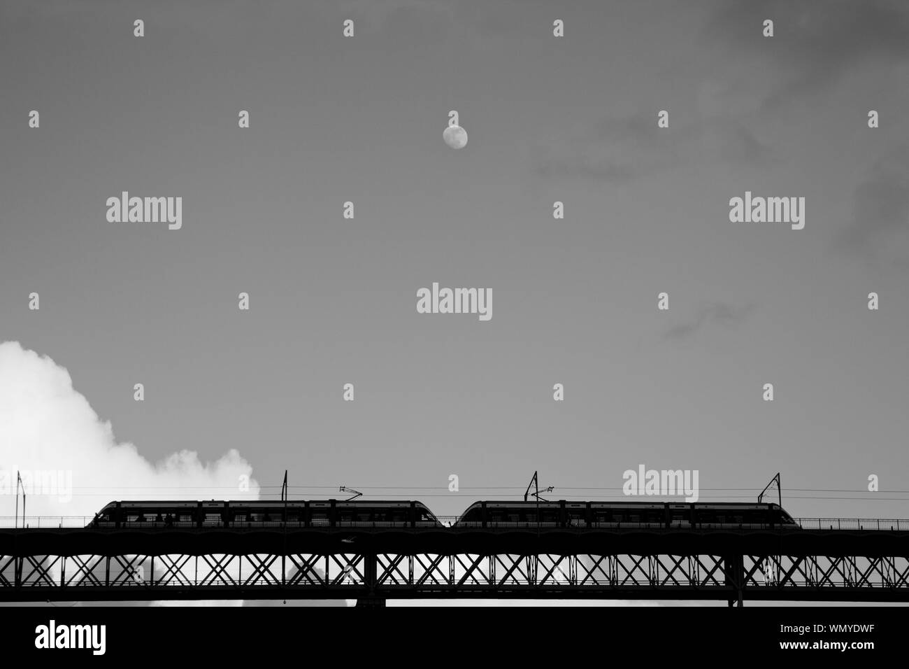 Metro train bridge hi-res stock photography and images - Alamy