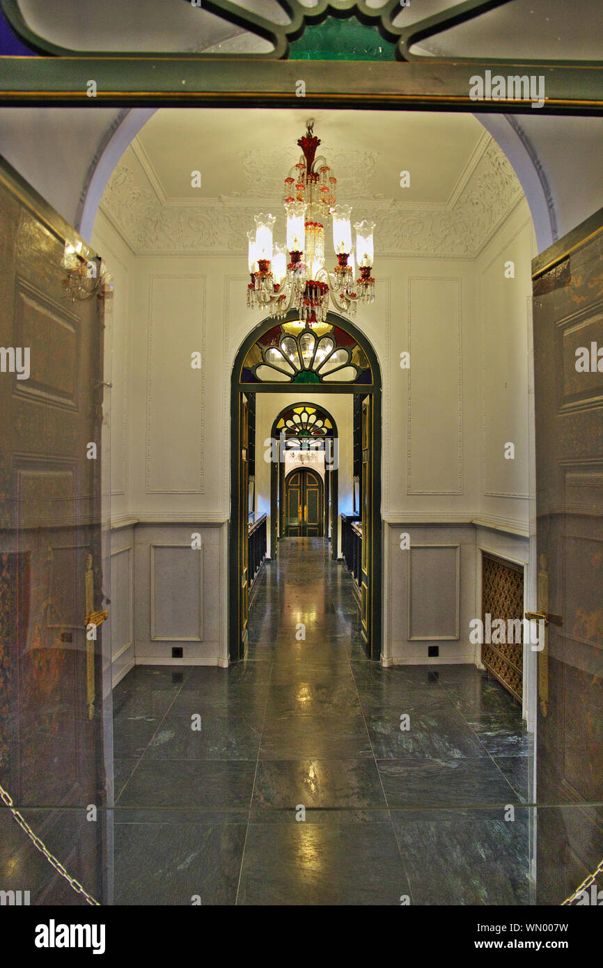 Niavaran Palace in Tehran city, Iran Stock Photo - Alamy