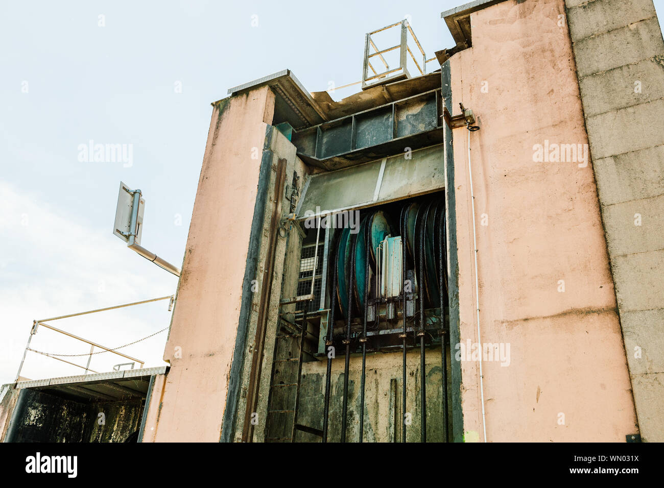 Steel wires detail of the Centrale Hydroelectrique de Gambsheim sluice ...