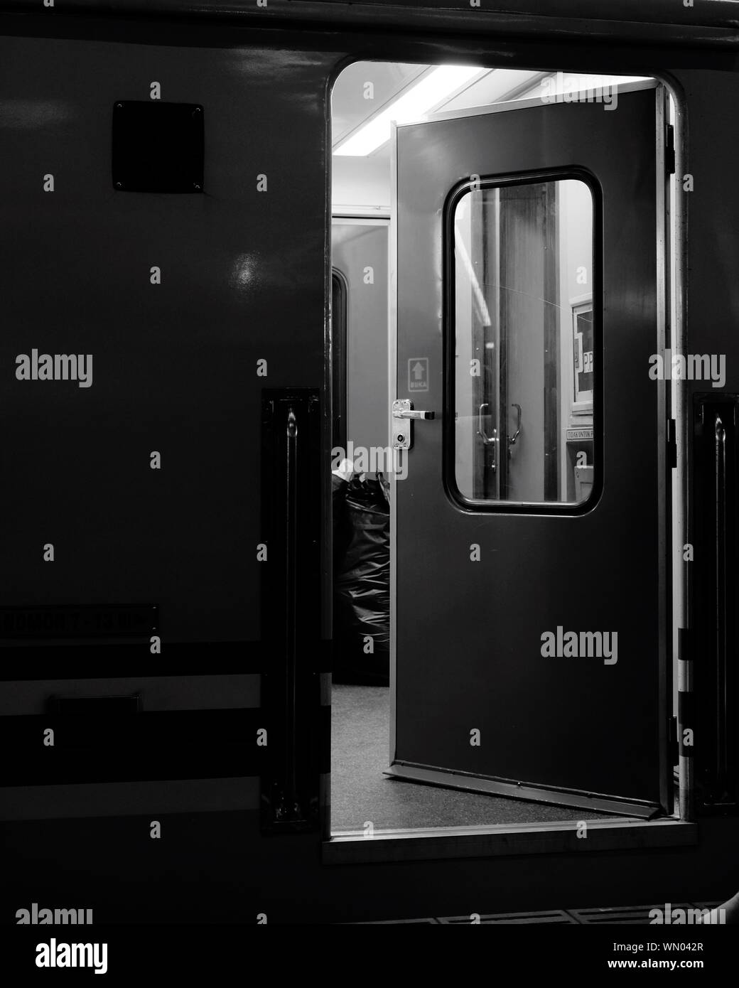 Open vehicle hi-res stock photography and images - Alamy