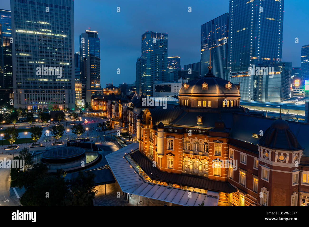 MARUNOUCHI, TOKYO - September 1, 2019 : View of the Tokyo Station in ...