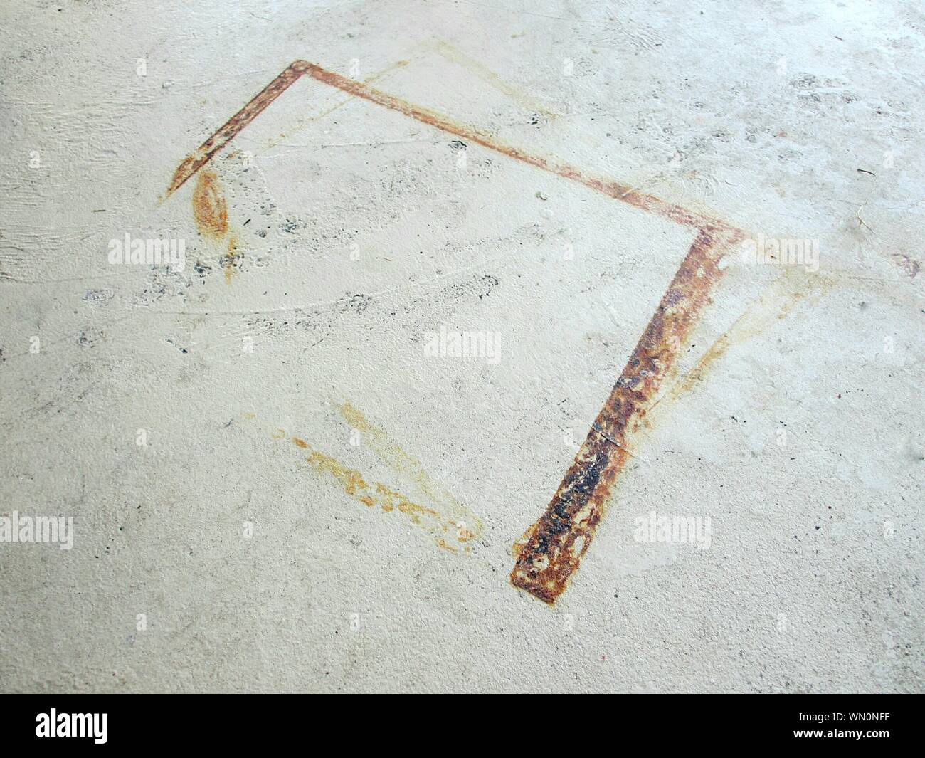 Concrete rusty hi-res stock photography and images - Alamy