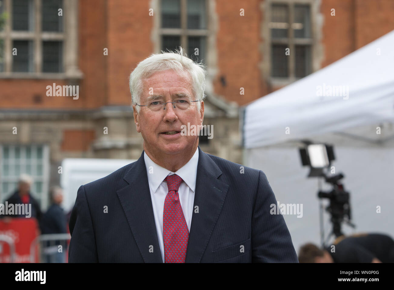Bbc deputy political editor hi-res stock photography and images - Alamy
