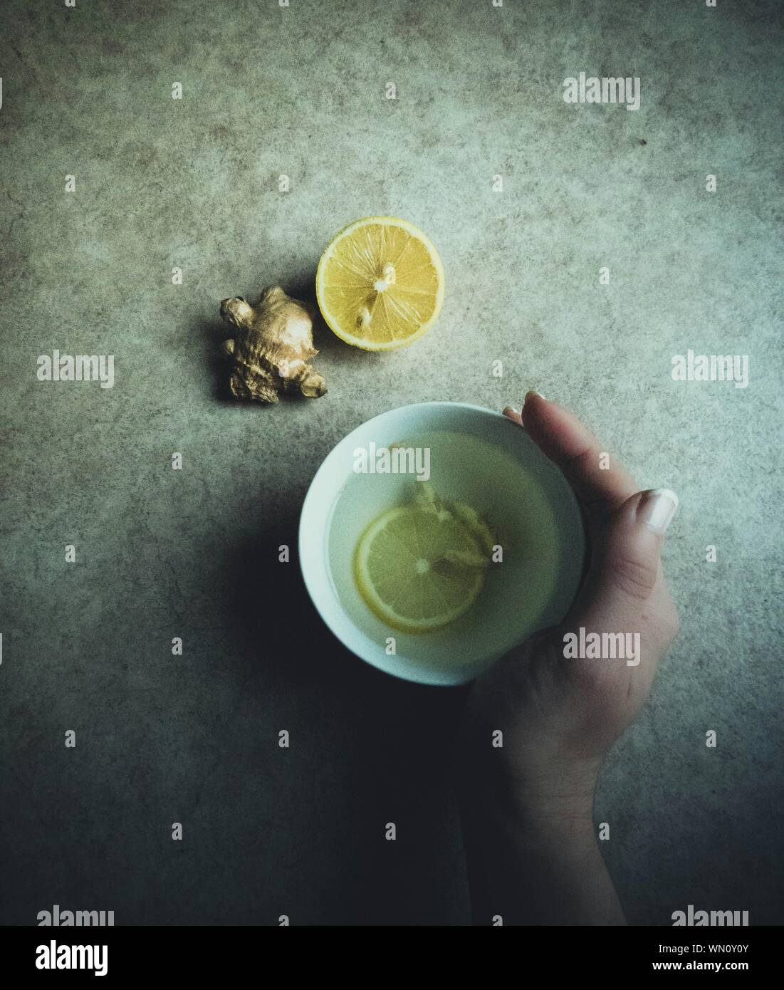 Holding tea hi-res stock photography and images - Alamy