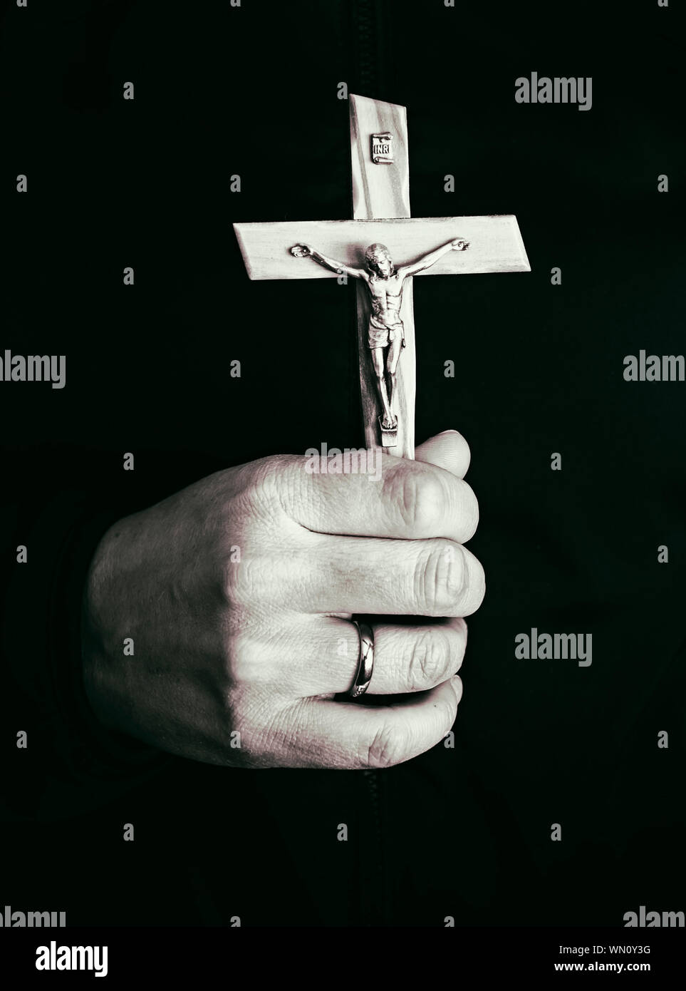 Jesus holding the cross hi-res stock photography and images - Alamy