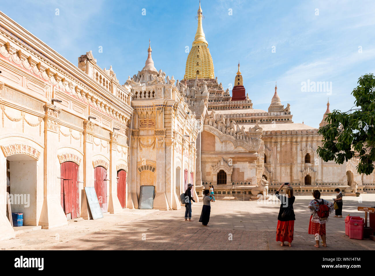 Old bagan national park hi-res stock photography and images - Alamy