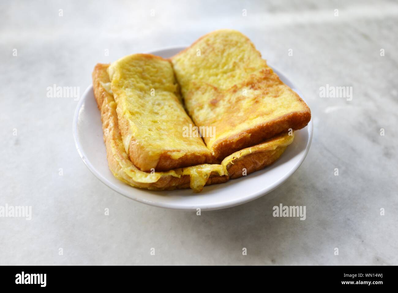 Toast plate hi-res stock photography and images - Alamy