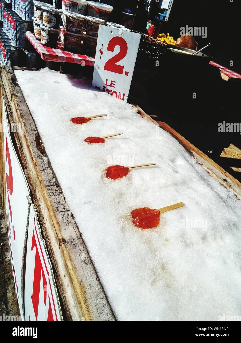 Food stall in snow hi-res stock photography and images - Alamy