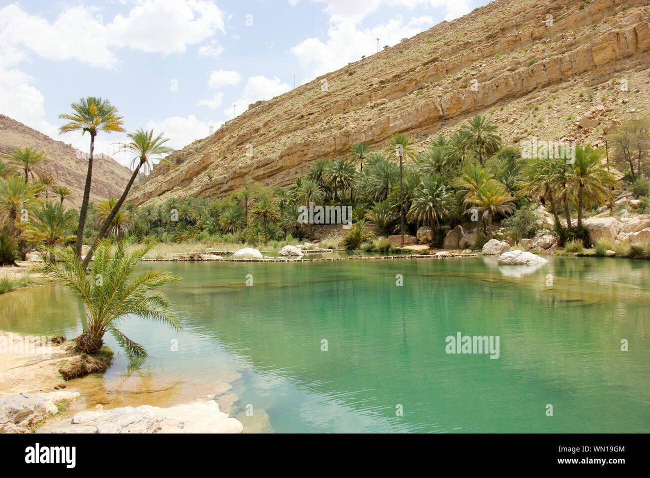 Oman lake hi-res stock photography and images - Alamy