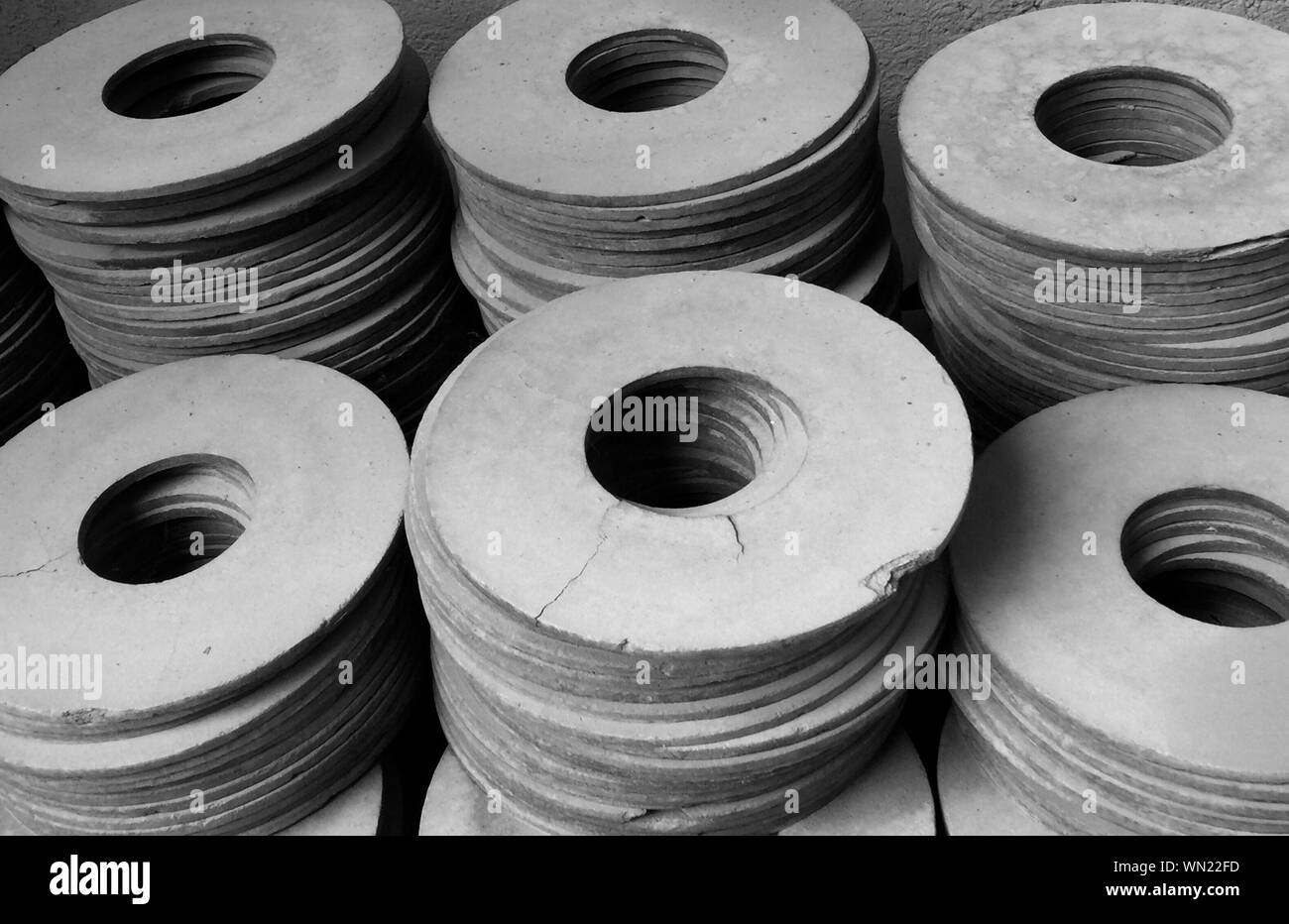 Clay disk hi-res stock photography and images - Alamy