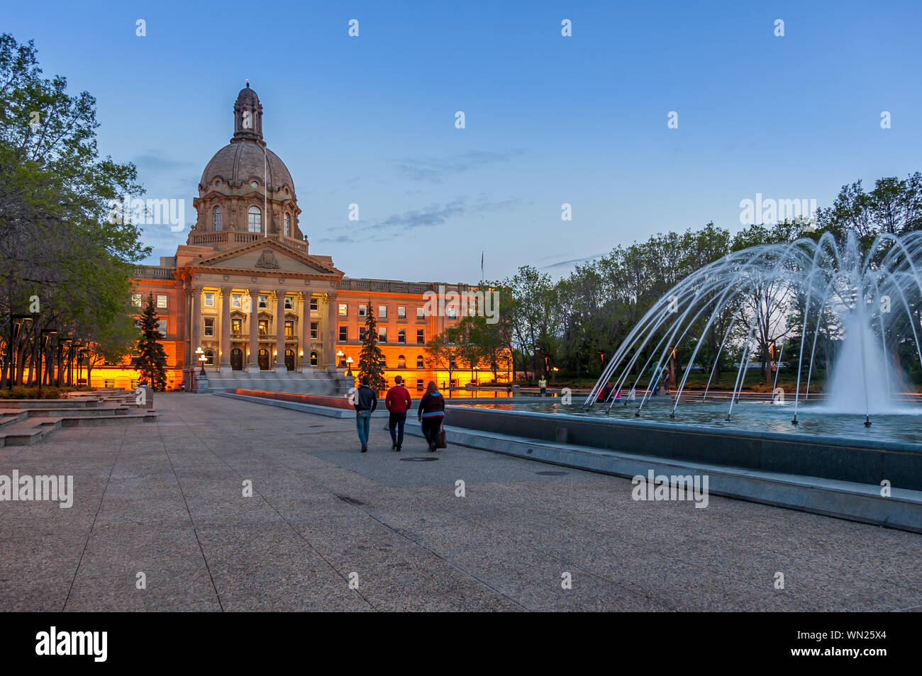 Edmonton trees hi-res stock photography and images - Alamy
