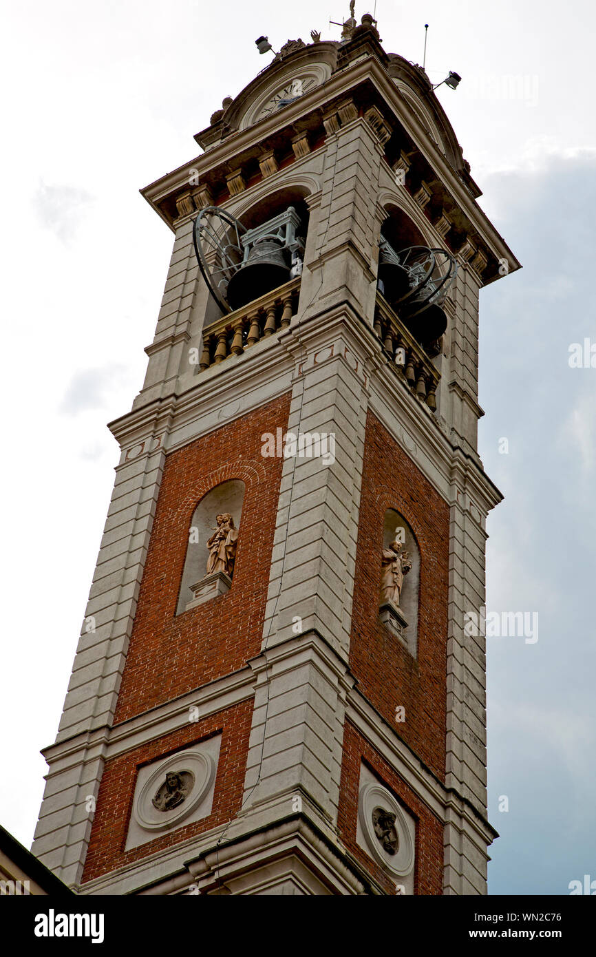 Brick built clock tower hi-res stock photography and images - Alamy