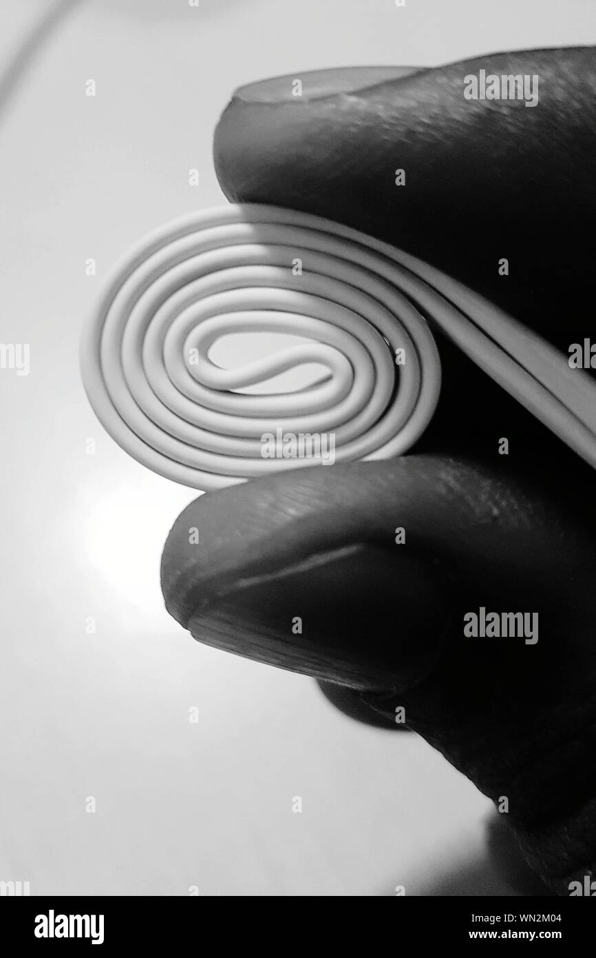 Curled wire hi-res stock photography and images - Alamy