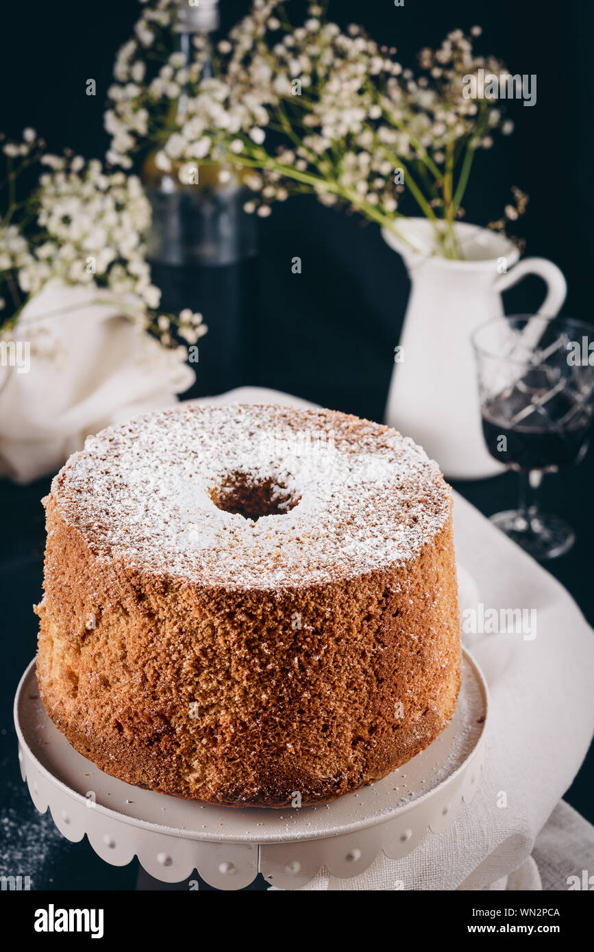 Still life with cake hi-res stock photography and images - Alamy
