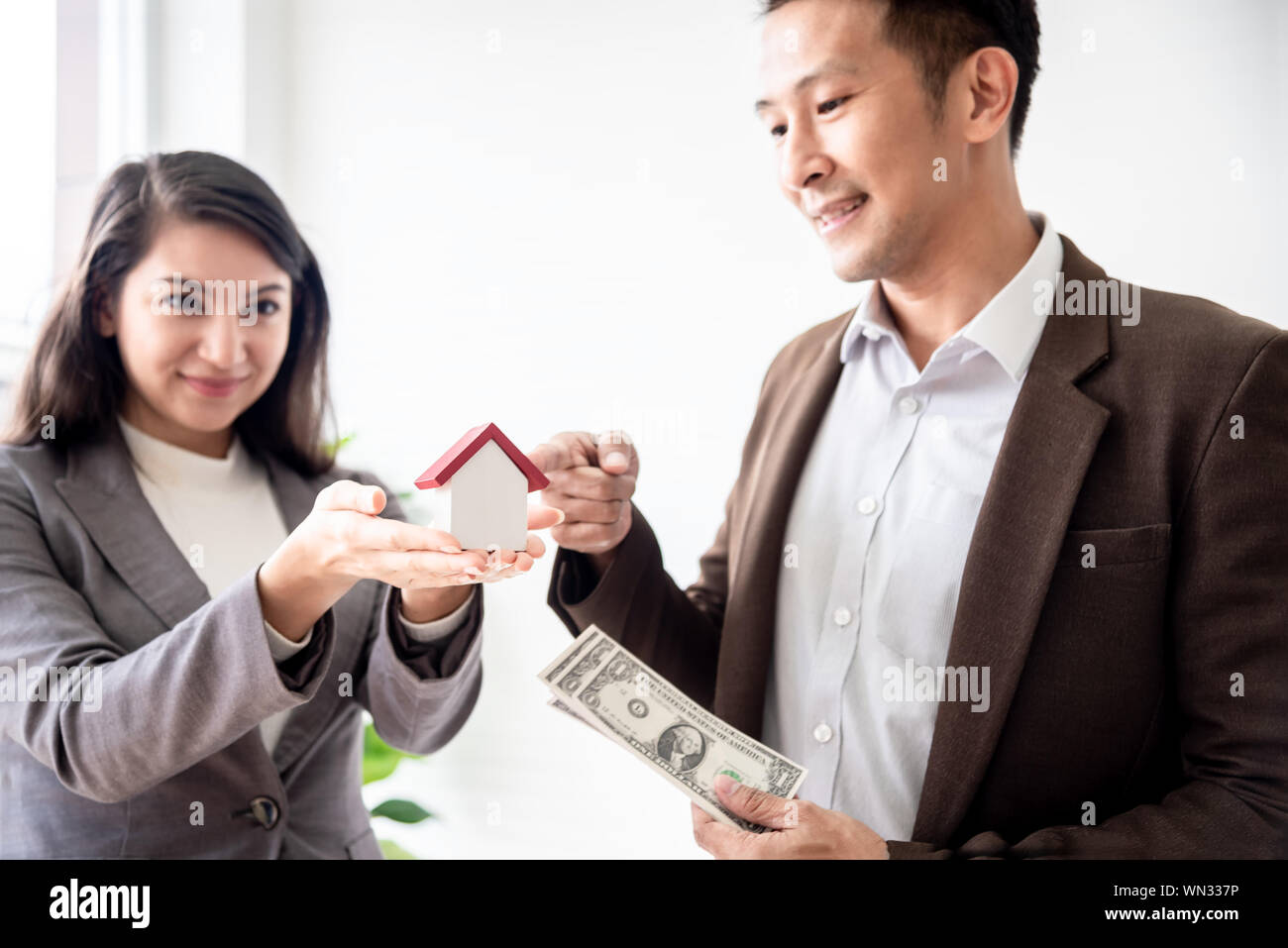 Loa of love hi-res stock photography and images - Alamy