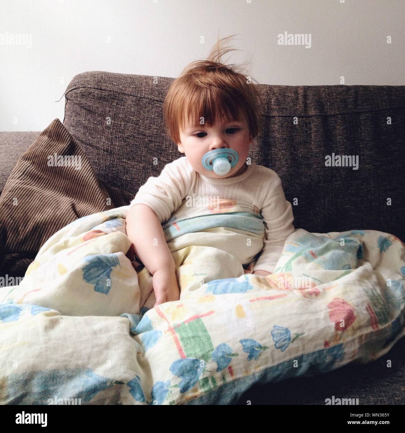 Baby sucking hi-res stock photography and images - Alamy