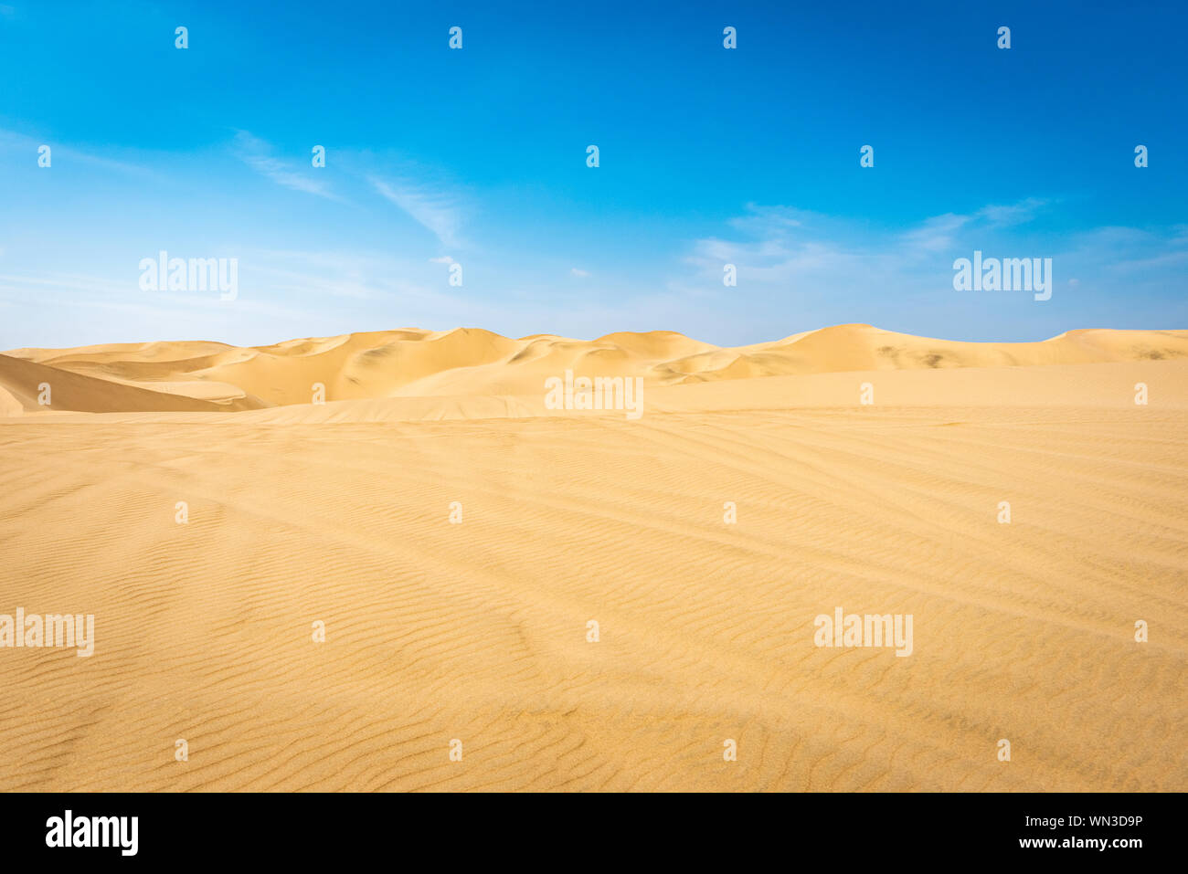 Peruvian Sand Dunes Stock Photo - Alamy