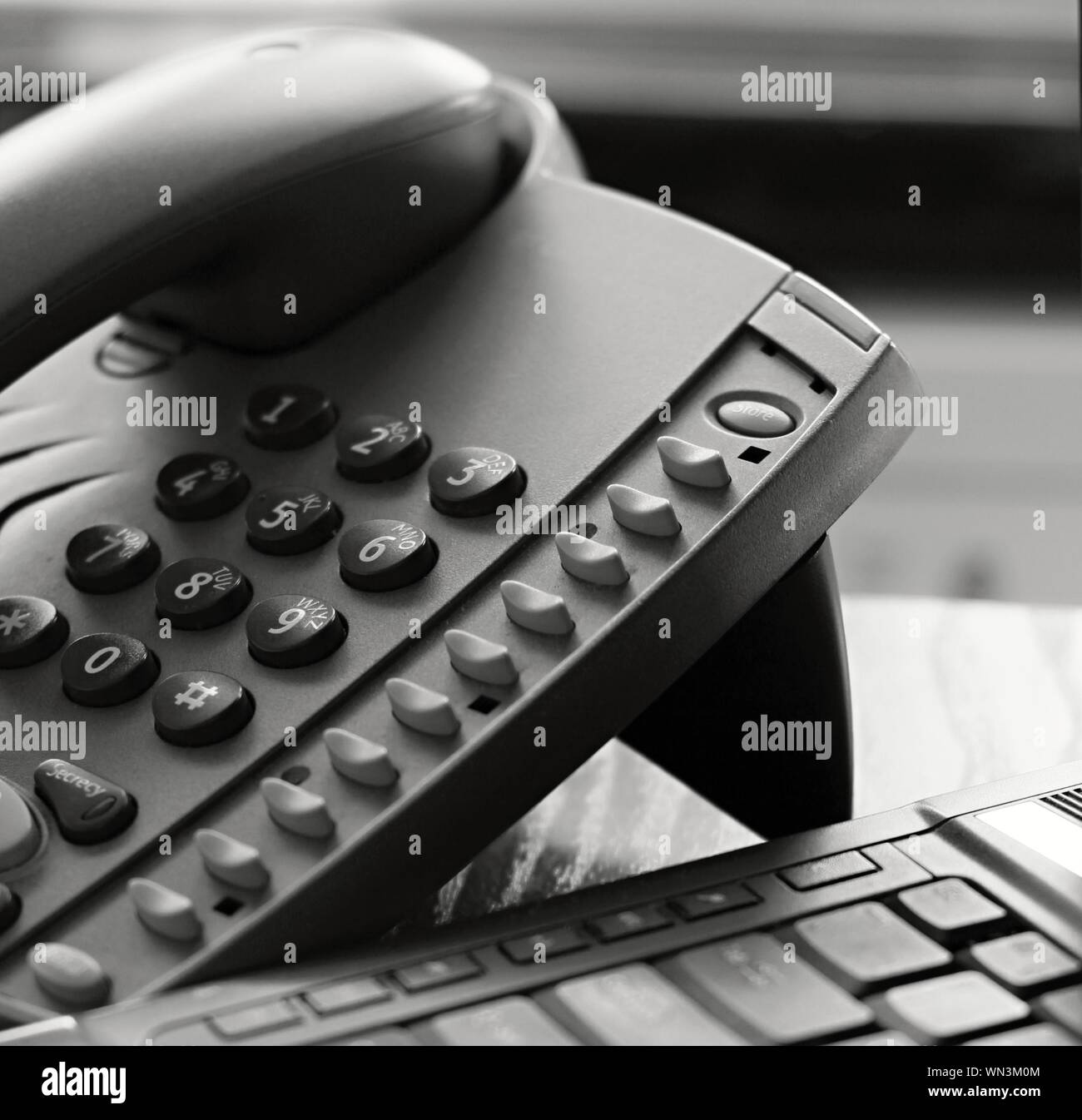 Telephone keyboard hi-res stock photography and images - Alamy