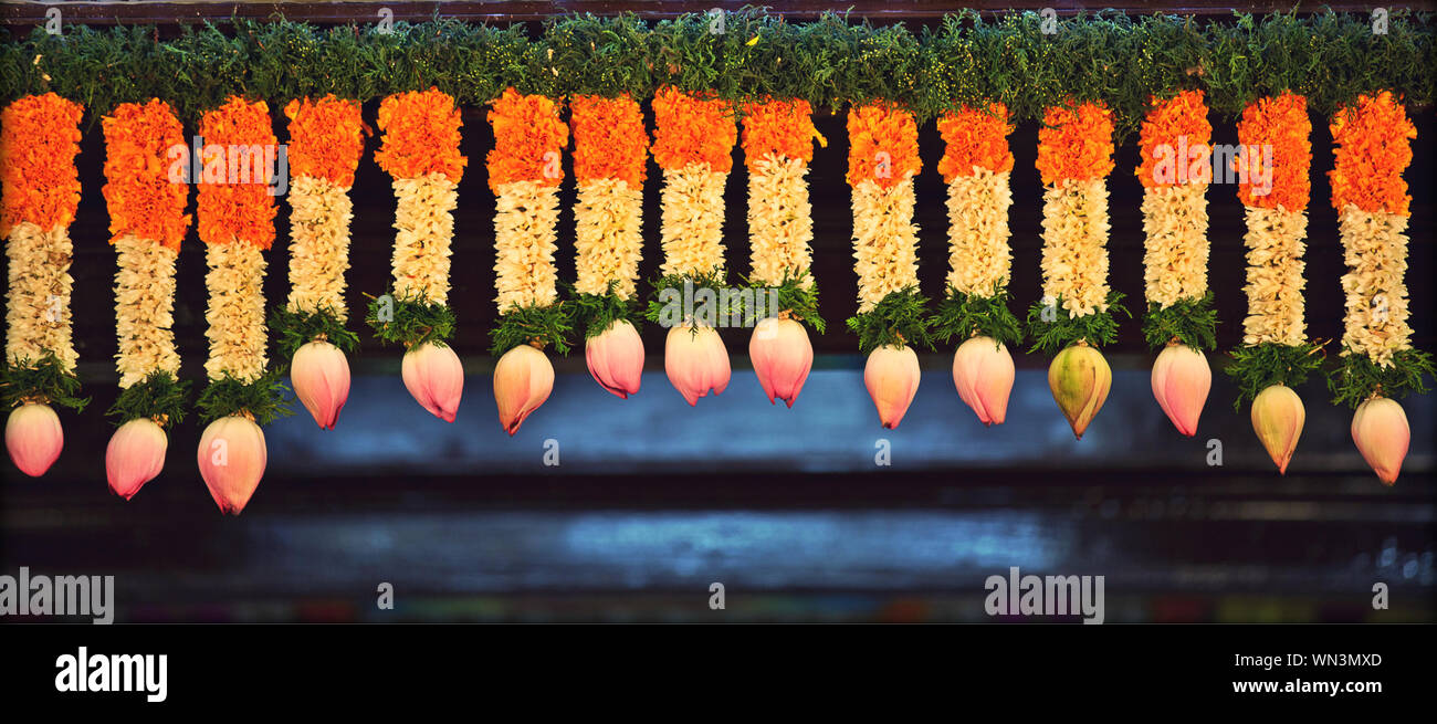 Multi colored flower garland hi-res stock photography and images - Alamy