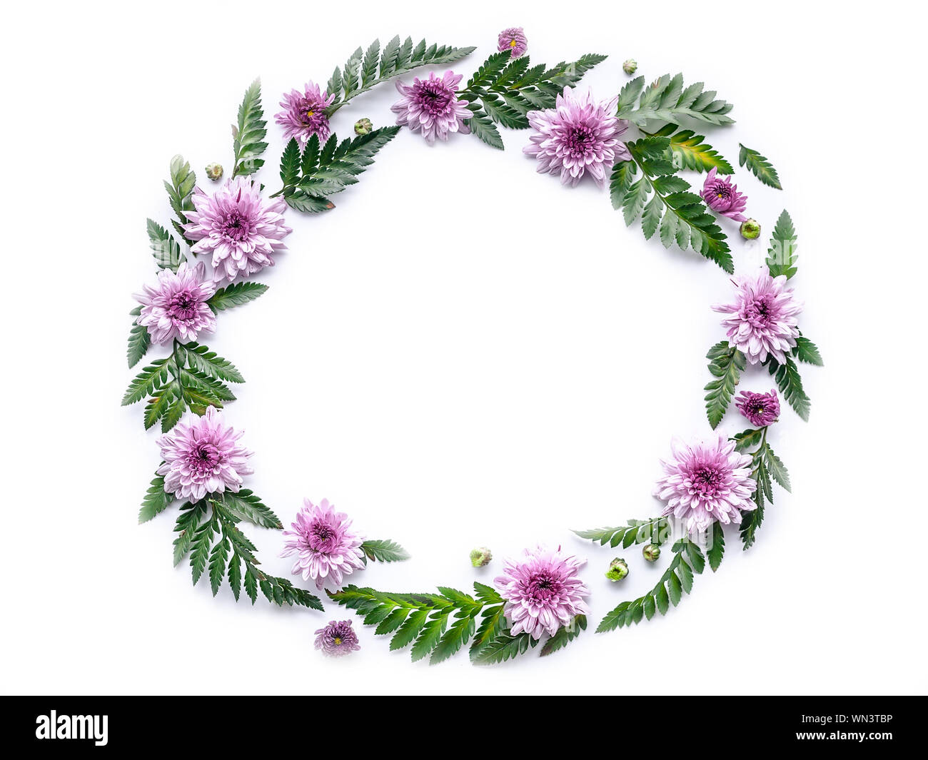 Round frame flowers pattern. Floral Template for wedding or greeting ...
