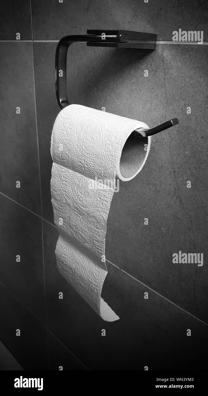 No toilet roll hi-res stock photography and images - Alamy