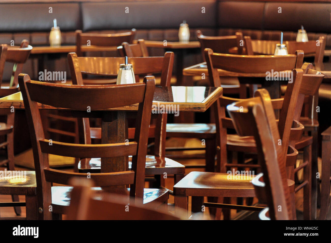 Empty tables chairs in restaurant chair hi-res stock photography and ...