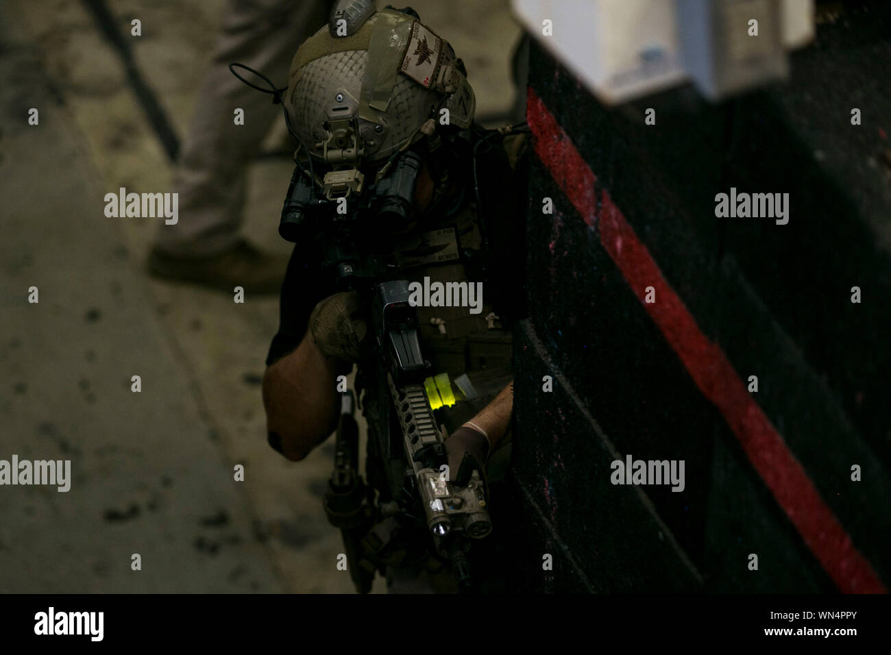 U.S. Marines with 3rd Reconnaissance Battalion, 3rd Marine Division ...