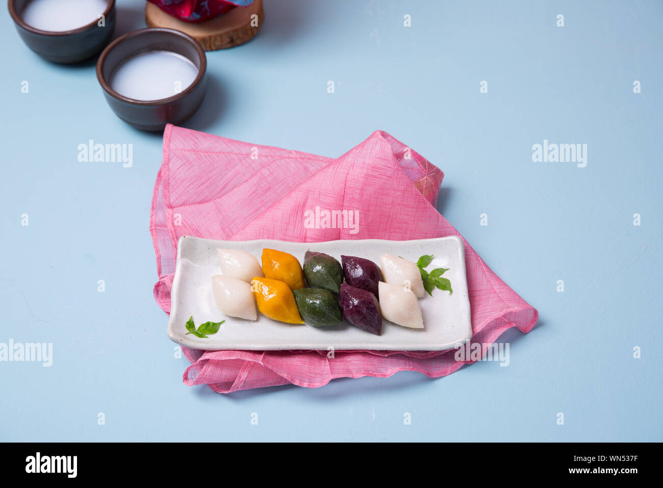 Korean traditional cloth hi-res stock photography and images - Alamy