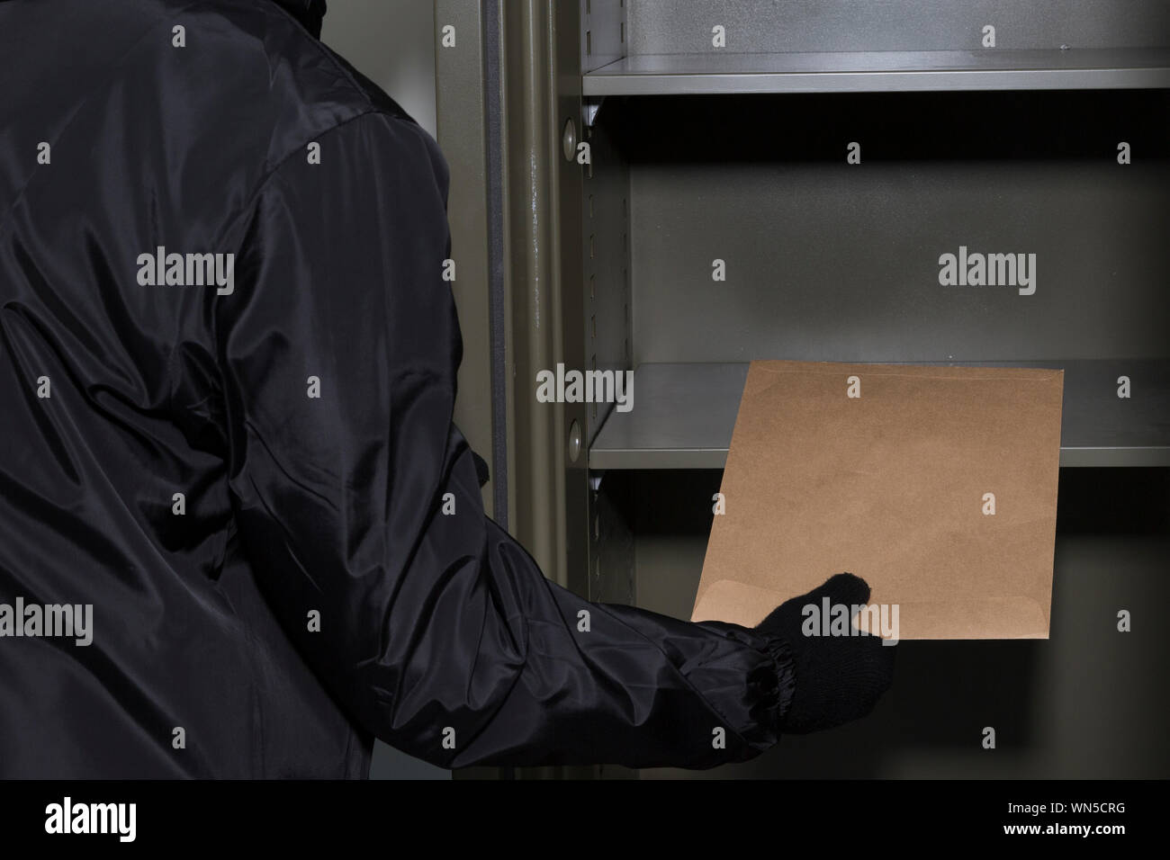 Document theft hi-res stock photography and images - Alamy