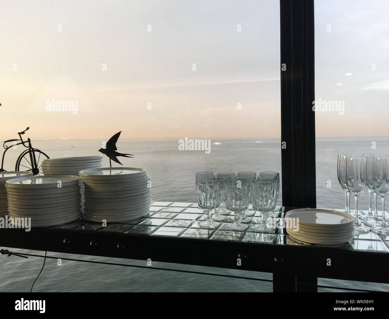 Stack of water glasses water hi-res stock photography and images - Alamy