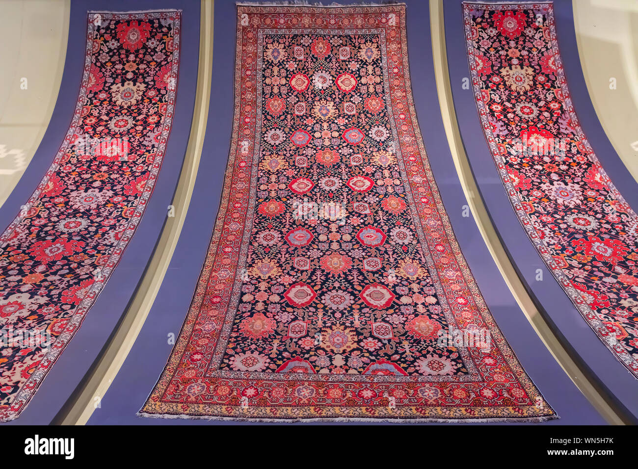 Traditional Azerbaijani carpet, Azerbaijan National Carpet Museum, Baku ...