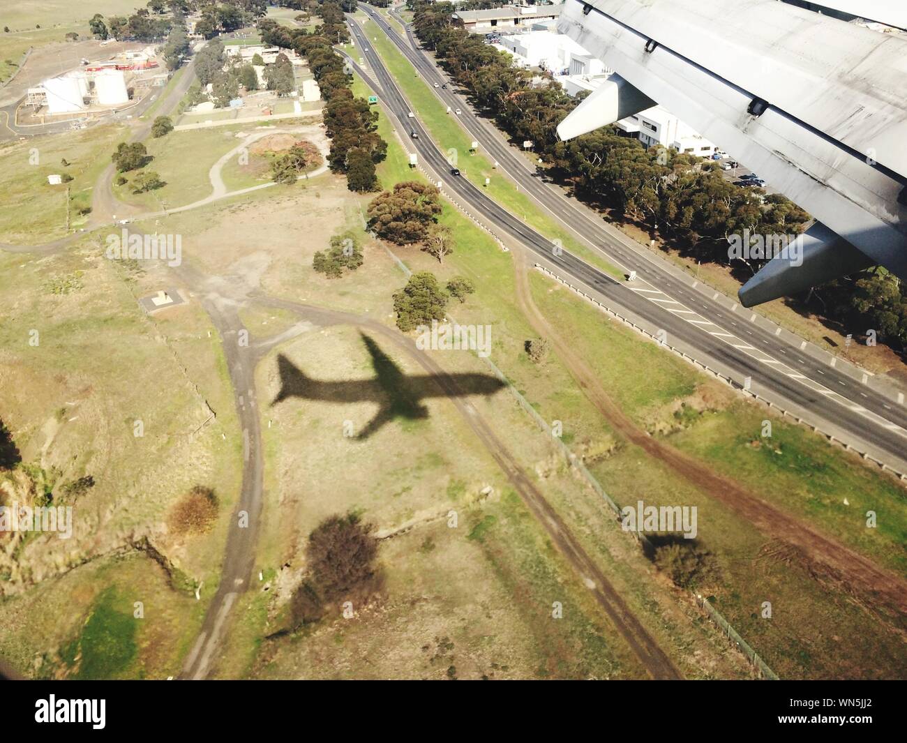 Airplane wing shadow hi-res stock photography and images - Alamy