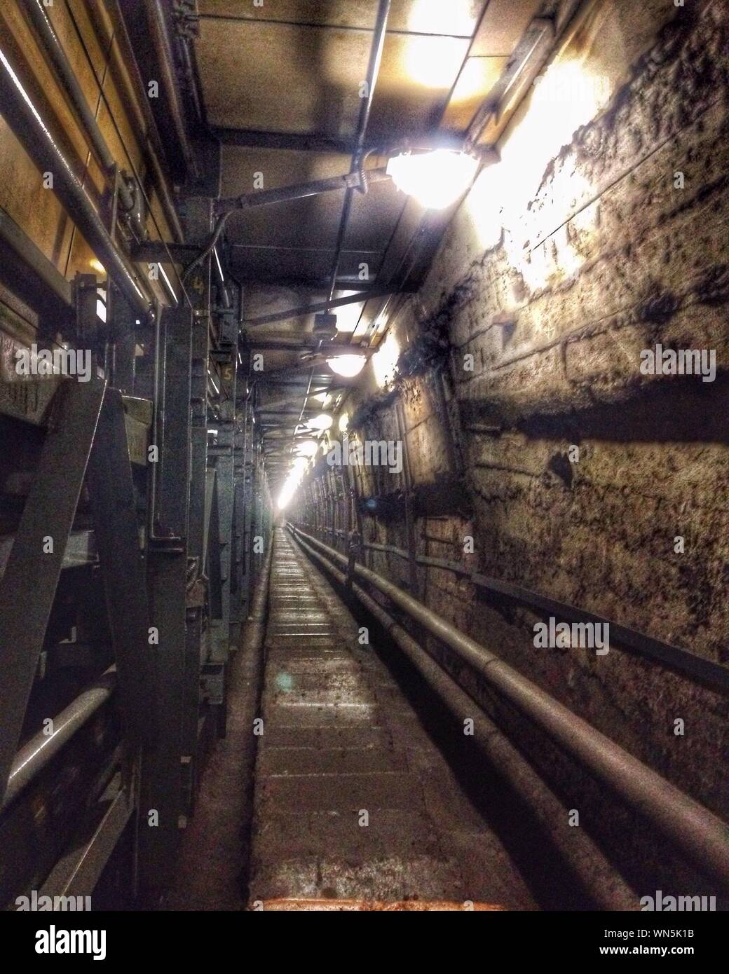 Underground pipes hi-res stock photography and images - Alamy